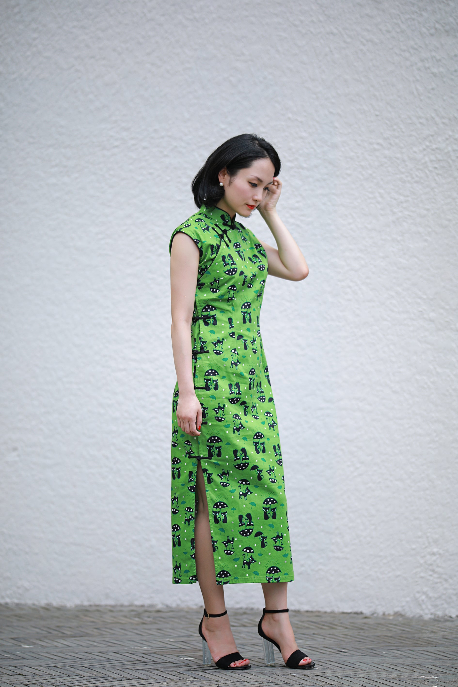 The Quirky Cats and Umbrellas Qipao - Lime Green – The Pankou